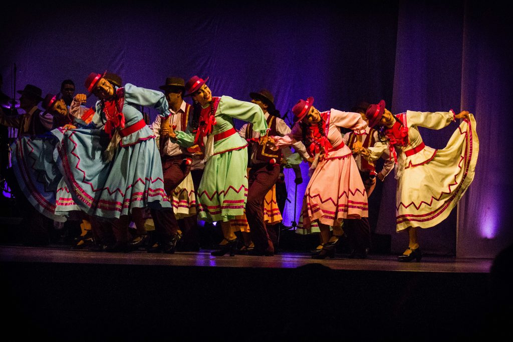 Exitosa Gala del Bafut Antes de su Gira a Europa | Arica al día
